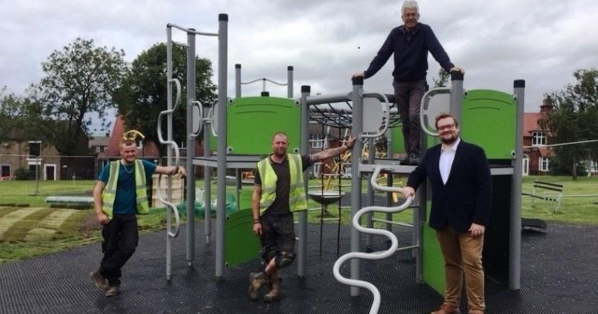 New Whitfield play area shapes up - High Peak Borough Council